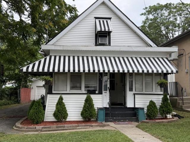 120 Bent Oak Ave, Adrian, MI 49221