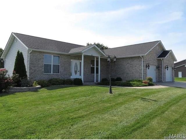 120 Gabrielle Cir, Bethalto, IL 62010