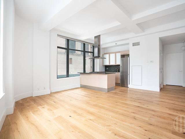 120 Greenwich Street 2C
