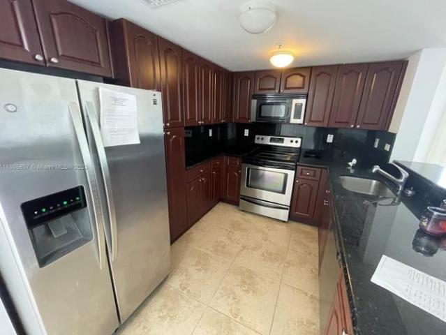 120 Douglas Rd S #306, Miami, FL 33134