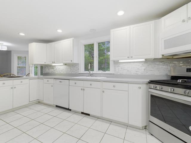 120 Degrass Road