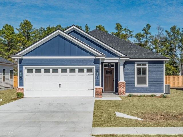 120 Divine Loop, Crawfordville, FL 32327