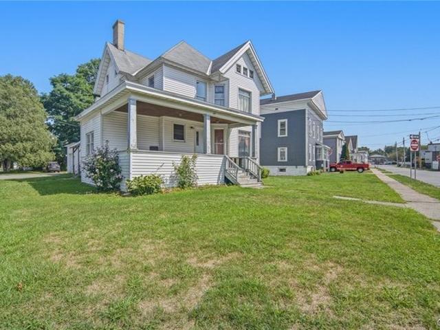 120 Diamond St, Canastota, NY 13032