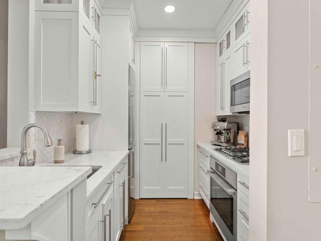 120 E 87TH Street P14B