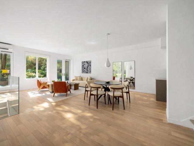 120 E 29TH Street TH1