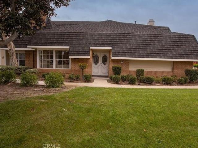 120 E Yale Loop #11, Irvine, CA 92604