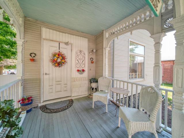 120 E Adrian Street