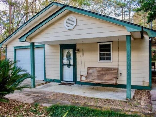 120 E Colpat St, Summerville, SC 29485 | MLS #25032 | Compass