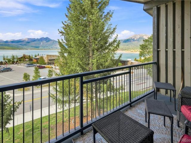 120 E La Bonte Street # 306