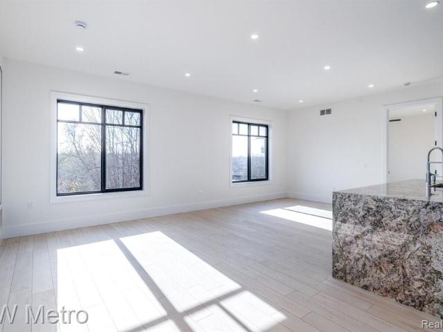 120 E Liberty Street # 302