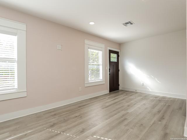 120 E Magnolia Ave, Unit 202, San Antonio, TX 78212 | MLS #1925