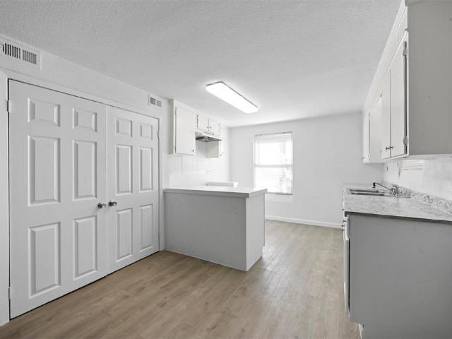 120 E Monterey Street # 116