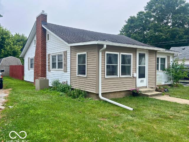 120 E Plum Street