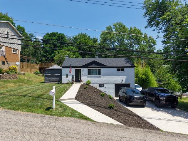 120 Elmwood Dr
