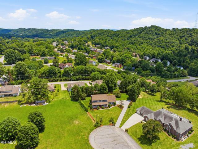 120 Evergreen Place