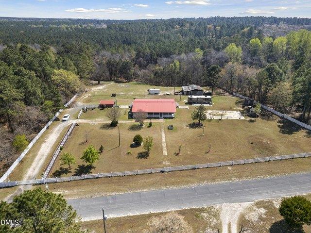 120 Farley Rd, Cameron, NC 28326