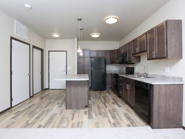 120 Flats 2 Bedroom Apartment for Rent at 120 N Sycamore Ave, Sioux Falls, SD 57110