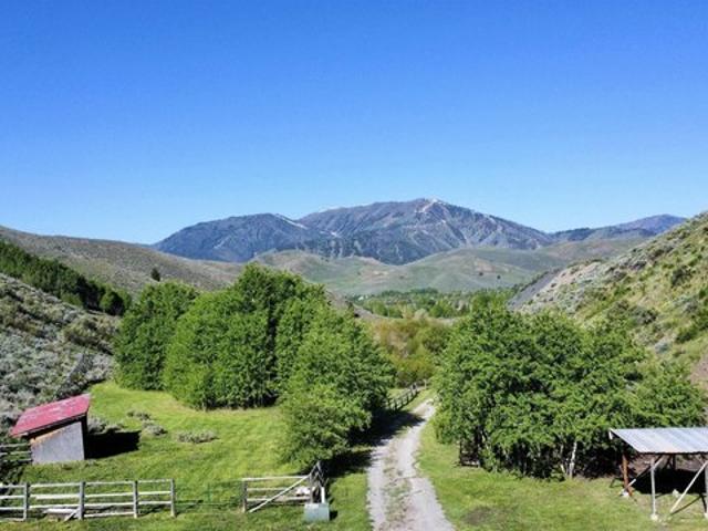 120 Keystone Rd, Sun Valley, ID 83353
