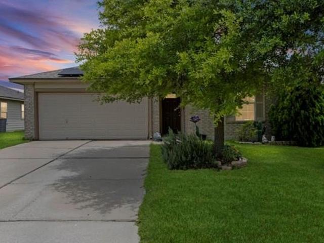120 Holland St, Hutto, TX 78634