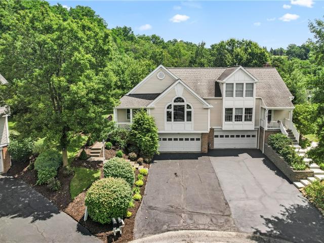 120 Horseshoe Cir East