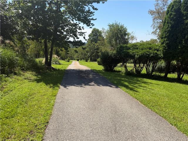 120 Hawkview Lane