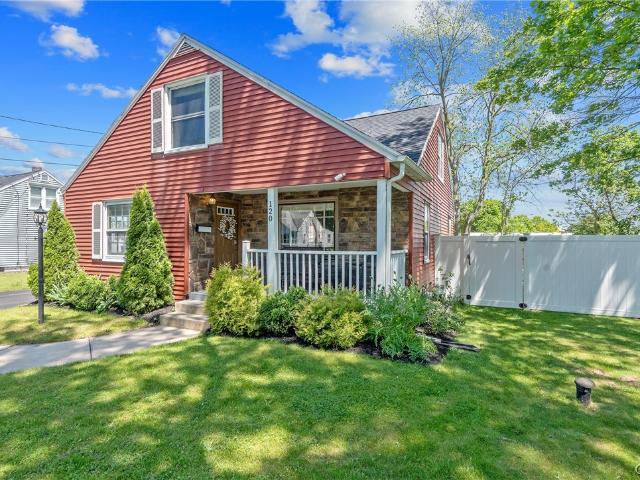 120 Hazelhurst Avenue