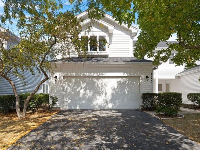 120 Hampton Ave, Westmont, IL 60559