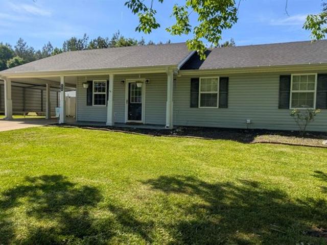 120 Hardwood Dr, Centre, AL 35960