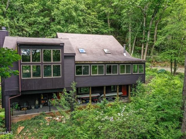 120 Hupi Rd, Monterey, MA 01245