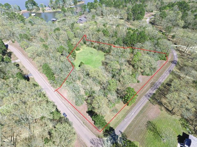 120 Island Dr, Livingston, TX 77351 | MLS #93641