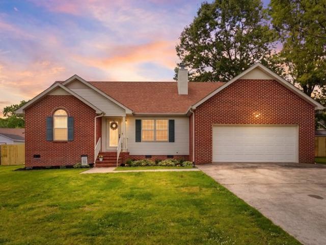 120 Jennings Cir, Tullahoma, TN 37388