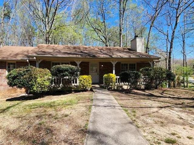 120 Oak Creek Ct, Dallas, GA 30157