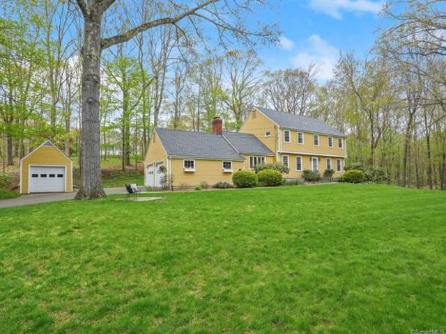 120 Old West Mountain Rd, Ridgefield, CT 06877