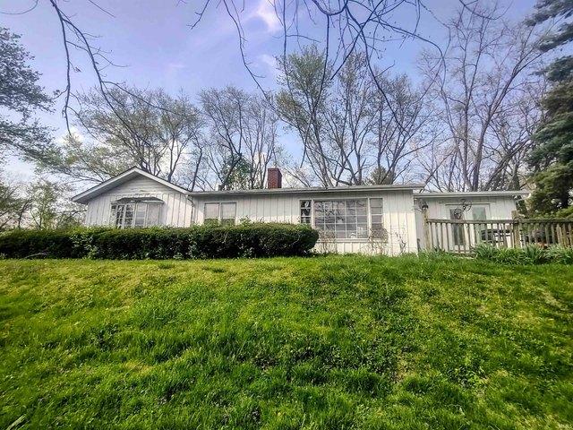 120 Longwood Ave, Anderson, IN 46011