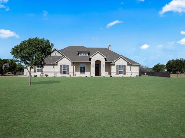 120 Lone Star Way, Godley, TX 76044