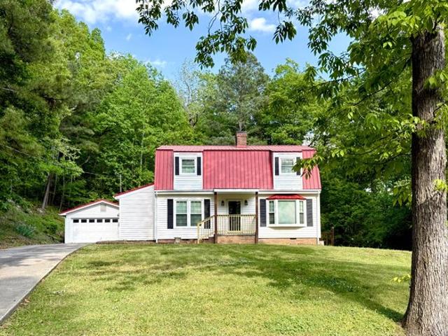120 Latonia Dr NE, Dalton, GA 30721