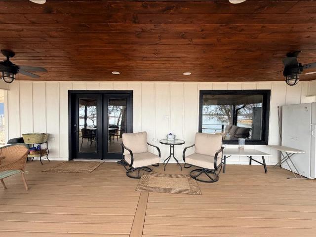 120 Lake Drive