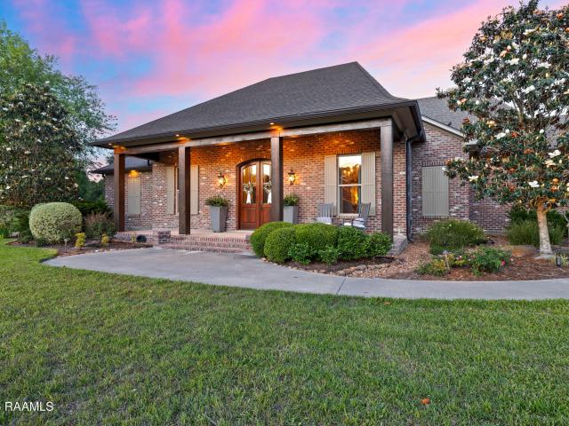 120 Laken Ln, Lafayette, LA 70508 | MLS #2600003 | Compass
