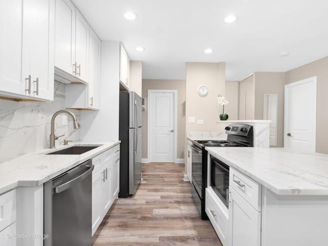 120 Lakeview Drive # 417