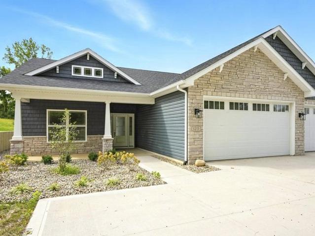 120 Lane 520A Lake James Unit 17, Fremont, IN 46737
