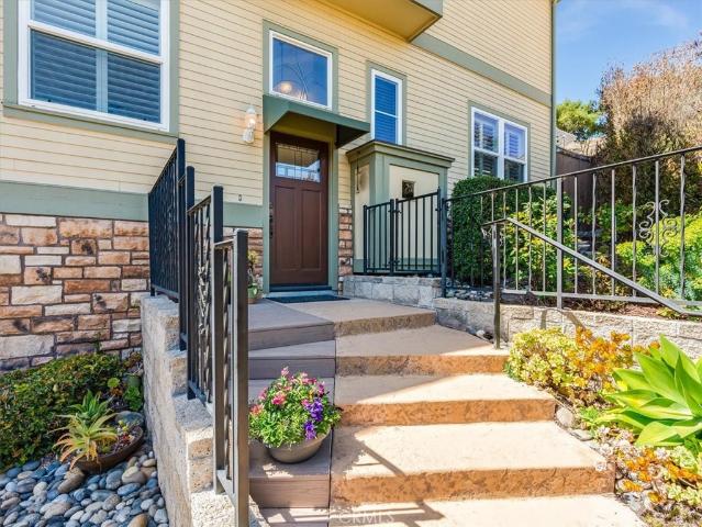 120 Le Point Street