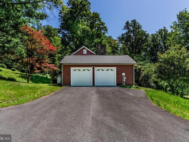 120 Lee Drive