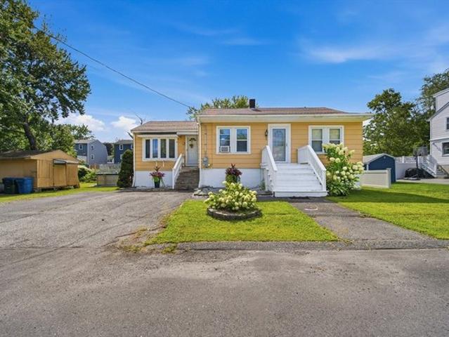 120 Leroy Ave, Lawrence, MA 01841