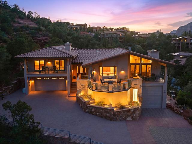 120 les springs drive