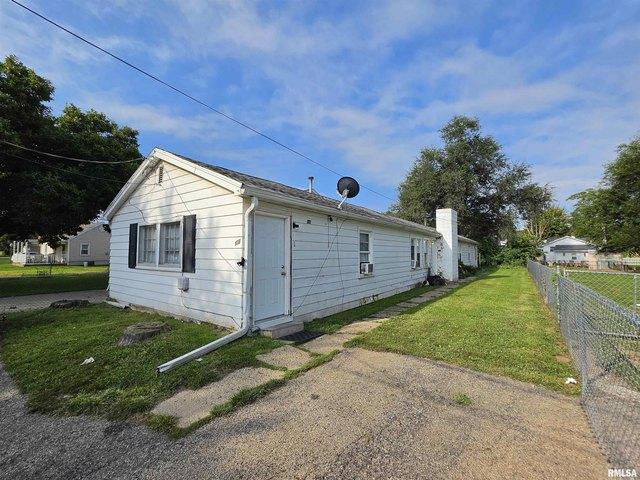 120 Linden St, East Peoria, IL 61611