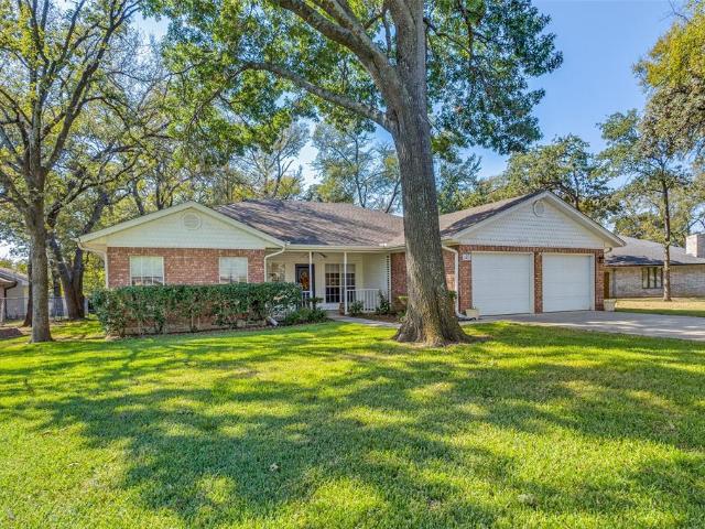120 Modoc Trail, Lake Kiowa, TX 76240 | MLS #21225 | Compass