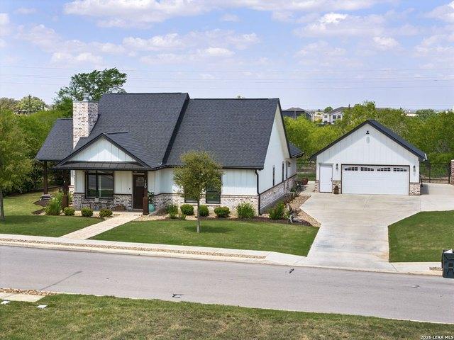 120 Magnolia, La Vernia, TX 78121