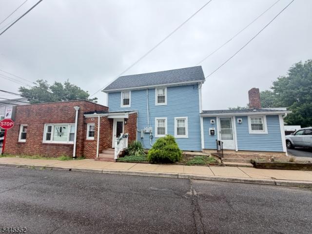 120 Main St