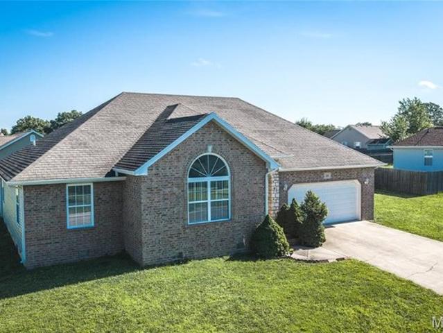120 Mesa Dr, Waynesville, MO 65583