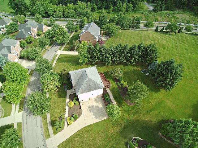 120 Middleground PL